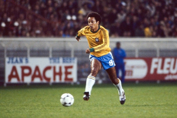 Reinaldo, il pugno della Pantera Nera contro i dittatori – Pallonate in ...